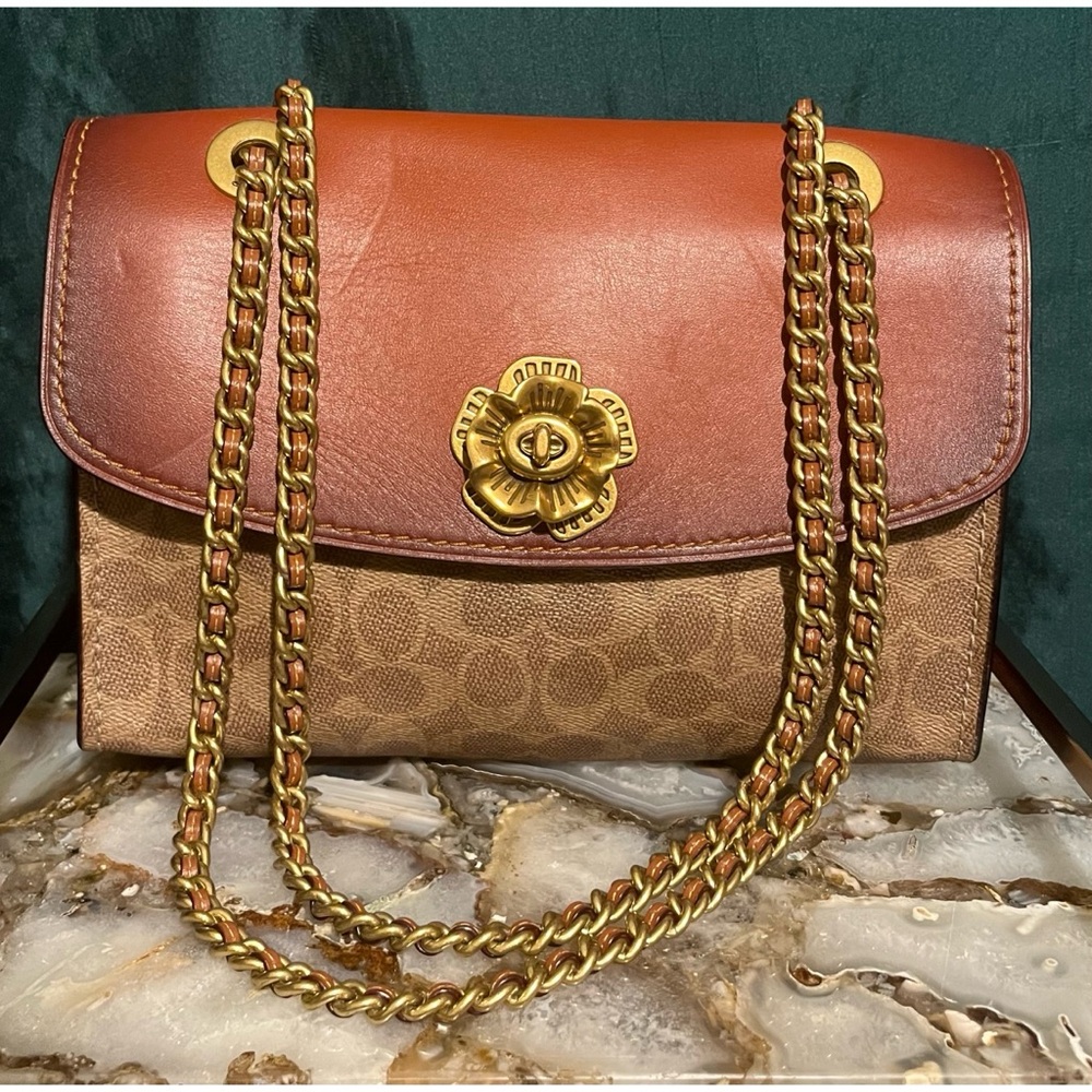 Coach Tea Rose Turnlock Bag! - Gem